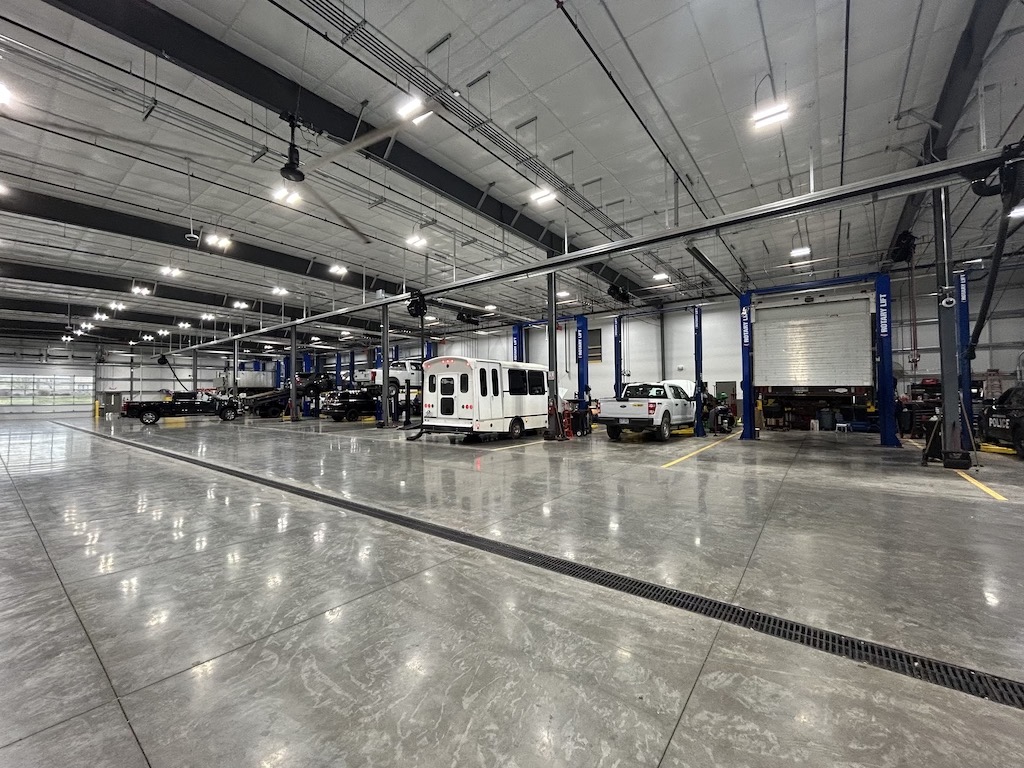 Mobile Column Lift For Sale Manchester NH | Regular Cleaning